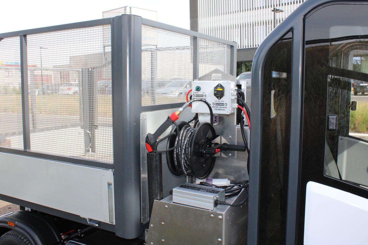 Elektro-Klein-LKW "KIRU-Kipper" by Steininger