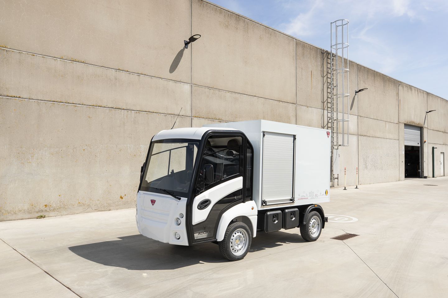 Elektro-Klein-LKW "KIRU-Koffer" by Steininger