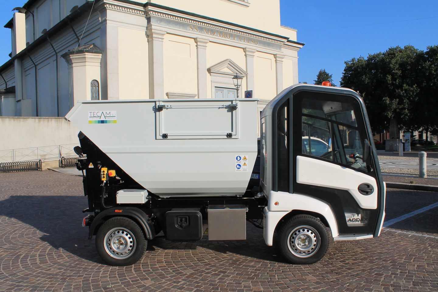 Elektro-Klein-LKW "KIRU-Muldenkipper" by Steininger