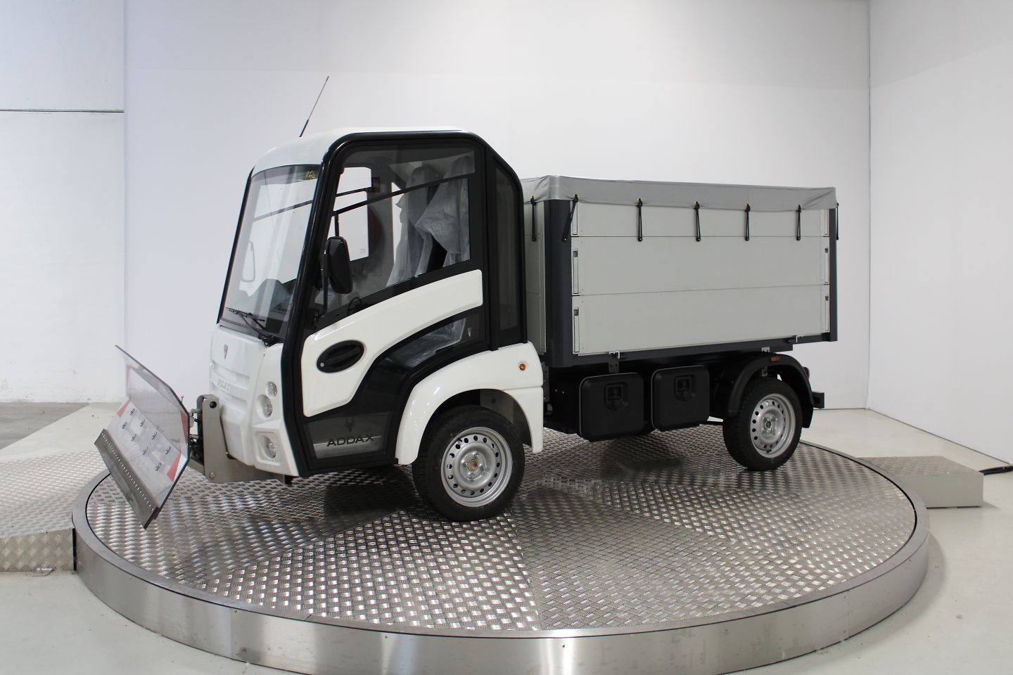 Elektro-Klein-LKW "KIRU-Winter" by Steininger