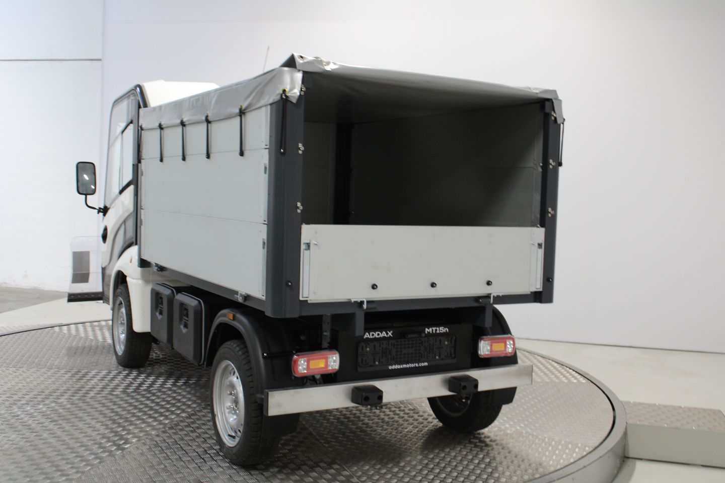 Elektro-Klein-LKW "KIRU-Winter" by Steininger